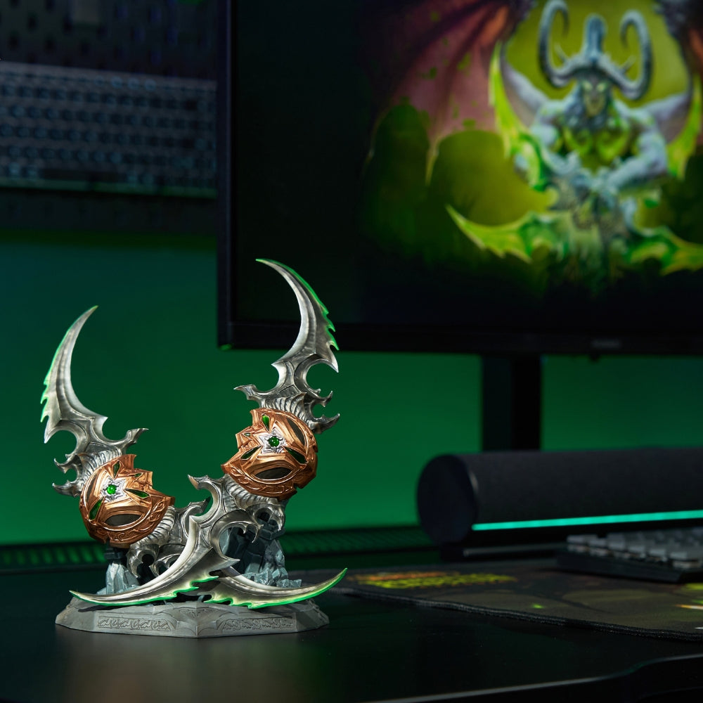 HEX Collectibles World of Warcraft 20th Anniversary Warglaives of Azzi